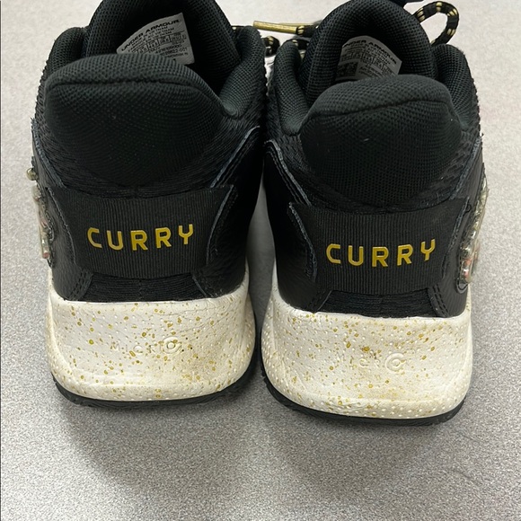 Under Armour | Shoes | Mens Black And Gold Basketball Shoes | Poshmark